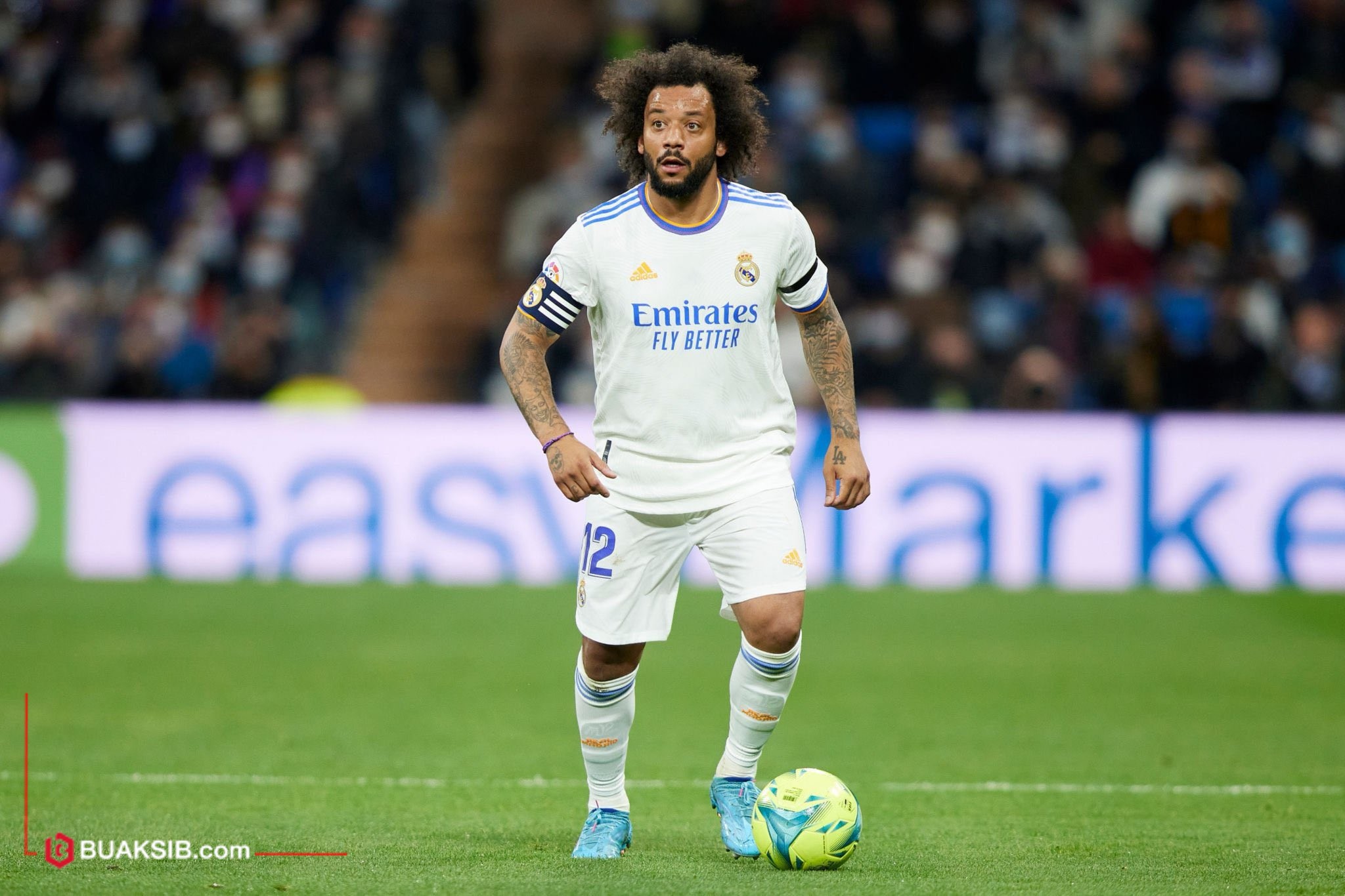 Real Madrid's left full-back is still open