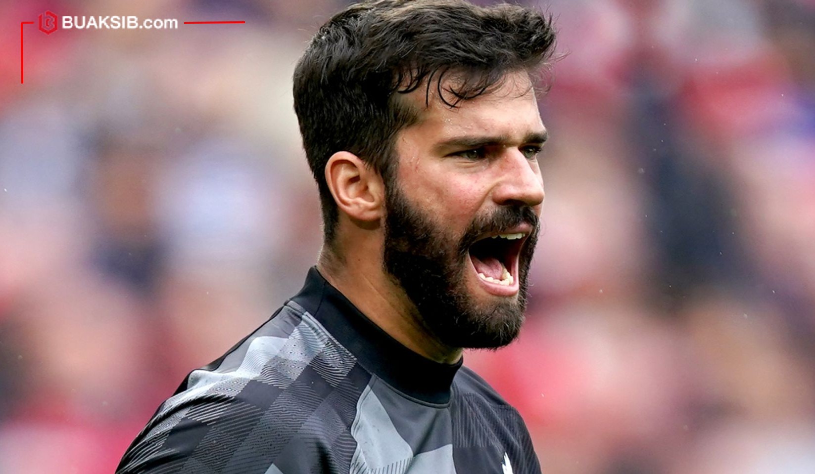 Andy Robertson named Alisson Becker the best goalkeeper in the world